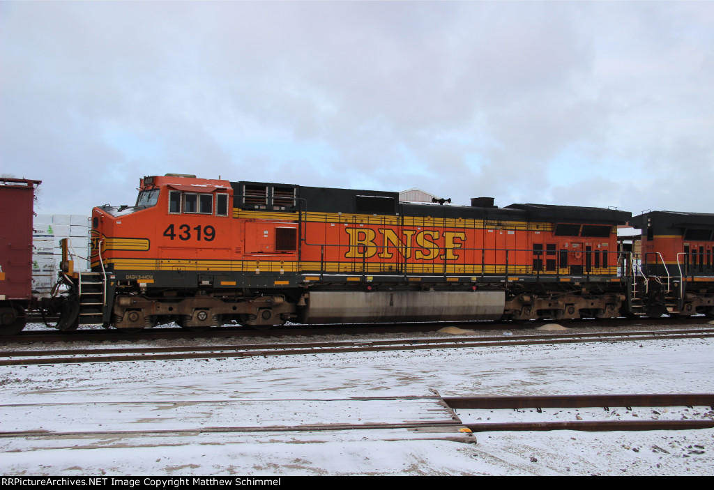 BNSF 4319